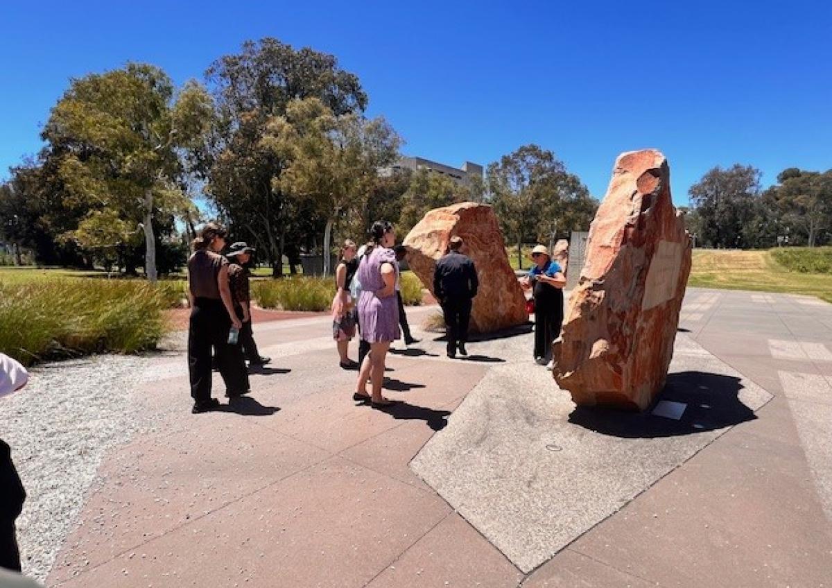 Graduate and entry level programs | Australian Public Service Commission