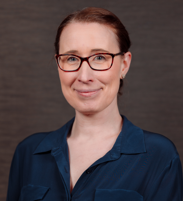 Dr Sandra Cuthbert | Australian Public Service Commission